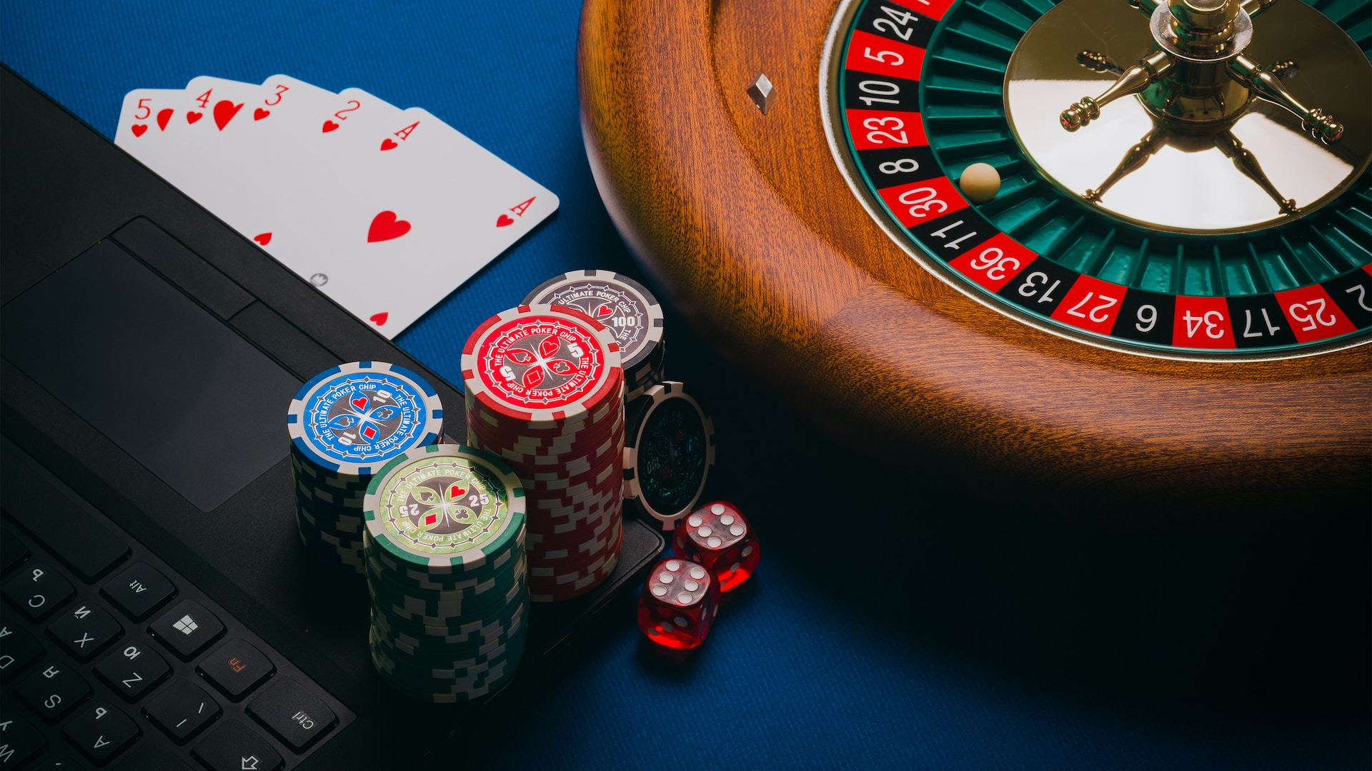 8 Fascinating Reasons: Psychology of Gambling (Why We Play)